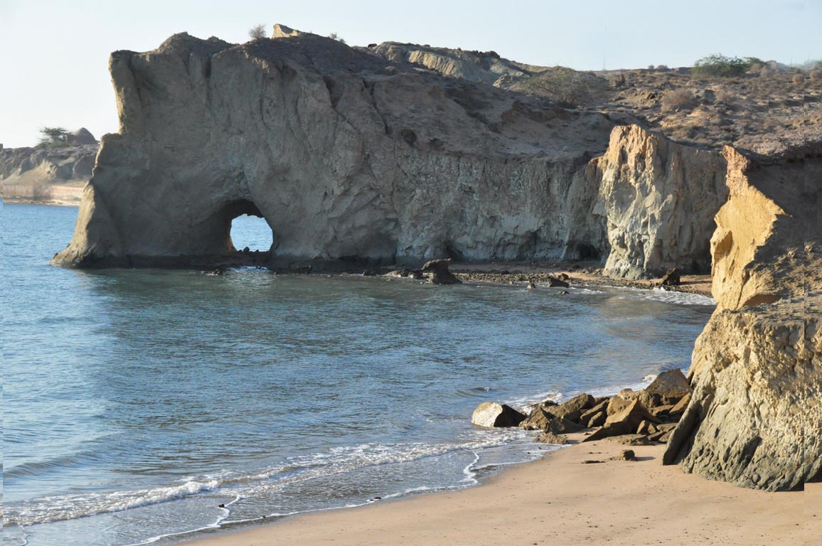 Nature of Hormuz Island: The Rainbow of Iran - احمد نادعلیان